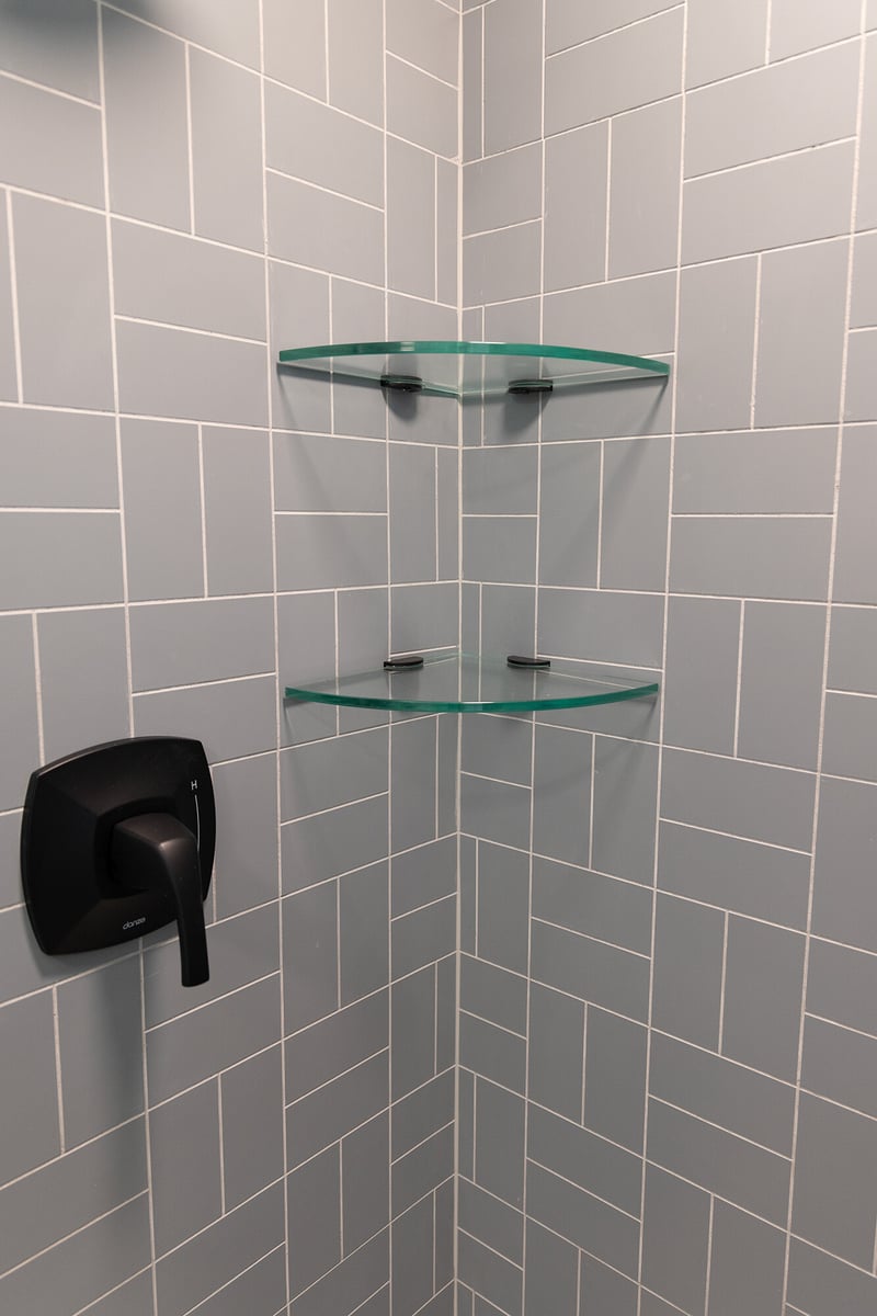 Shower & Tub Surround